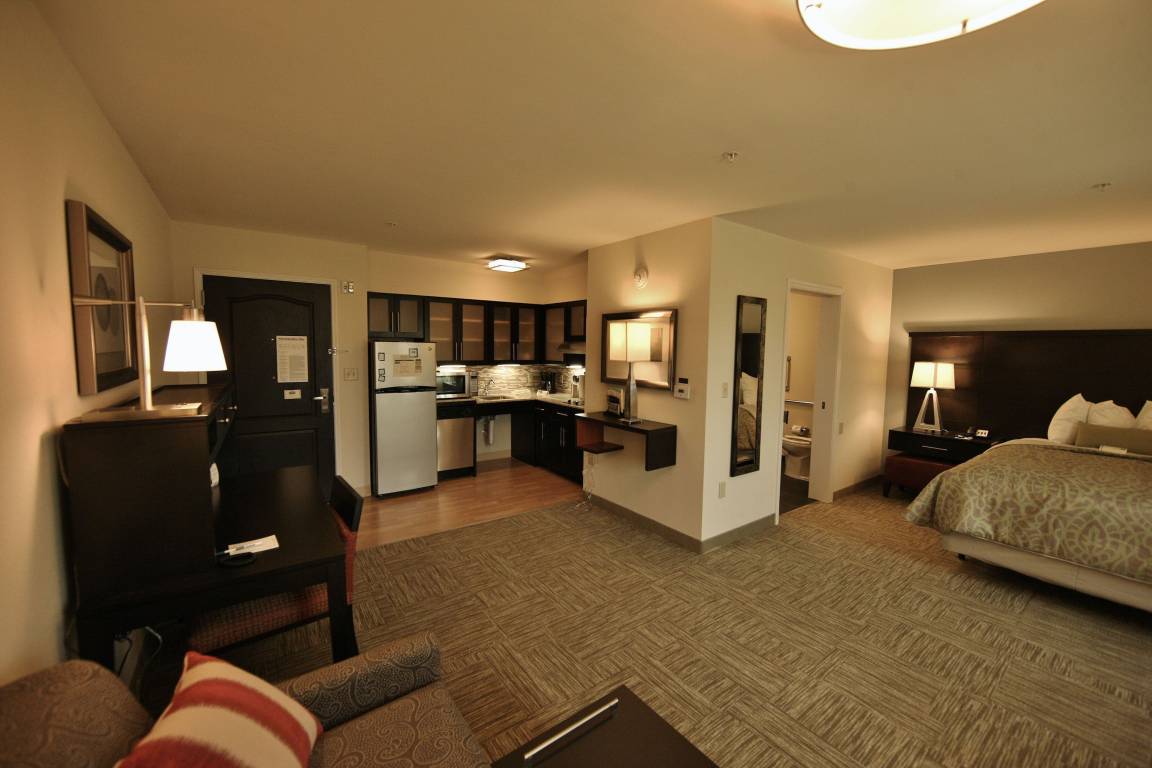 Studio Flat ∙ 1 Bedroom ∙ 2 Guests - Syracuse, NY