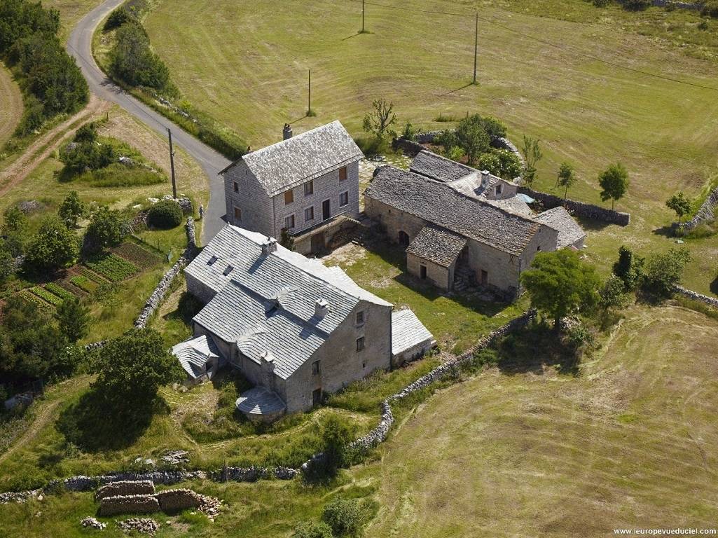 75 M² Gîte ∙ 1 Chambre ∙ 4 Personnes - Sainte-Énimie