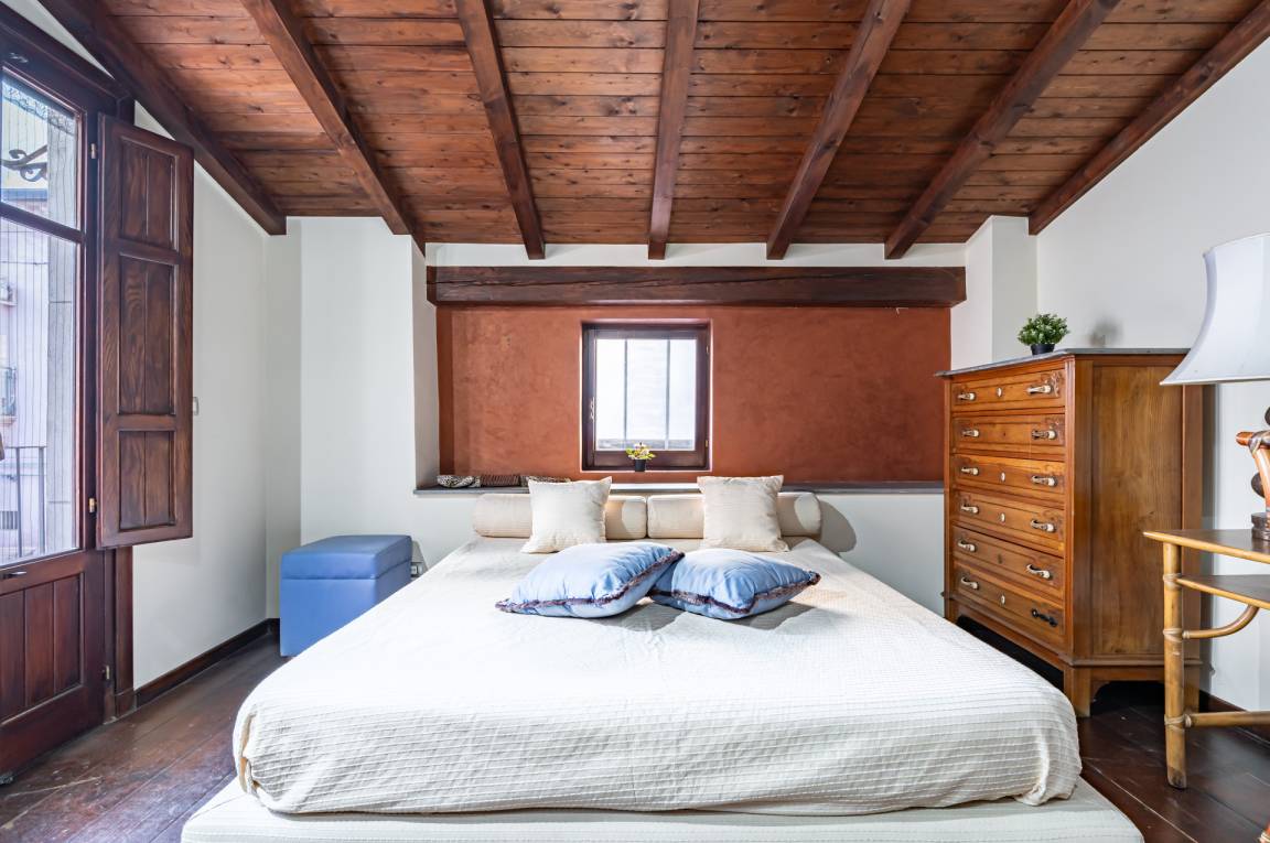 81 M² Apartamento ∙ 1 Habitación ∙ 4 Huéspedes - Catania