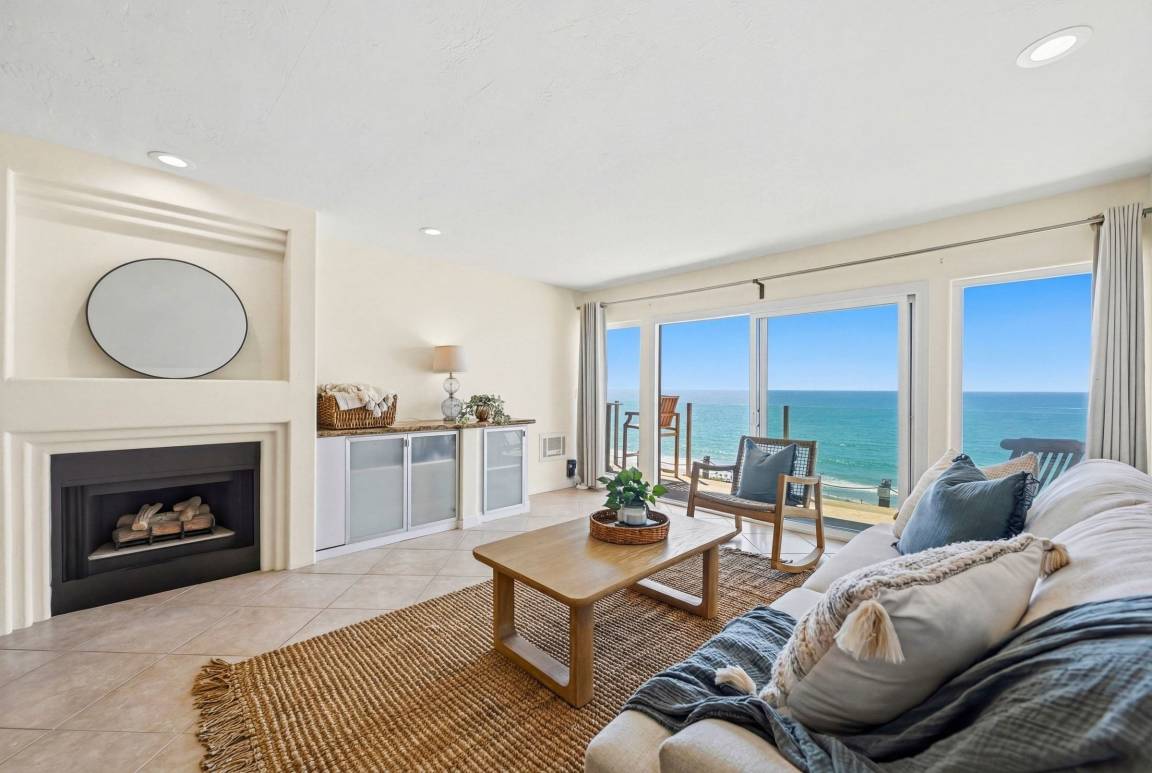 105 M² Apartment ∙ 2 Bedrooms ∙ 5 Guests - Encinitas, CA