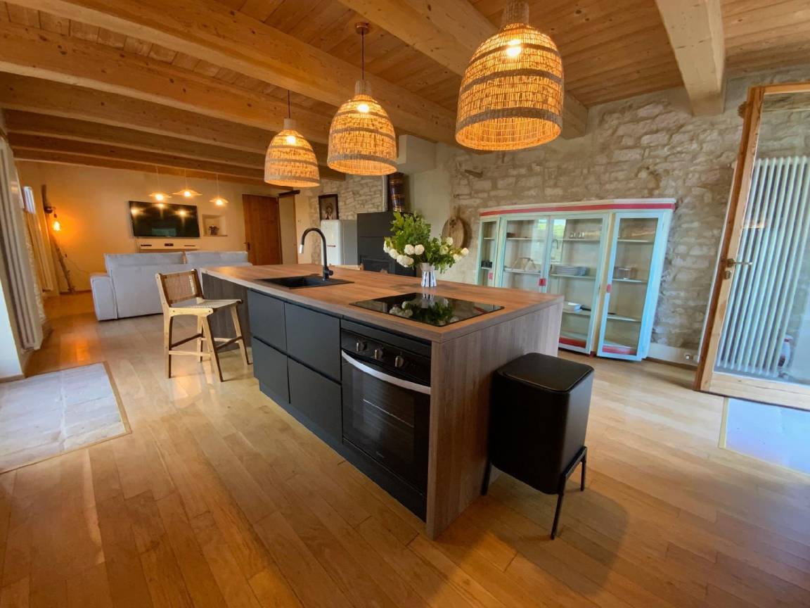 68 M² Ferienwohnung ∙ 1 Schlafzimmer ∙ 3 Gäste - Pergola