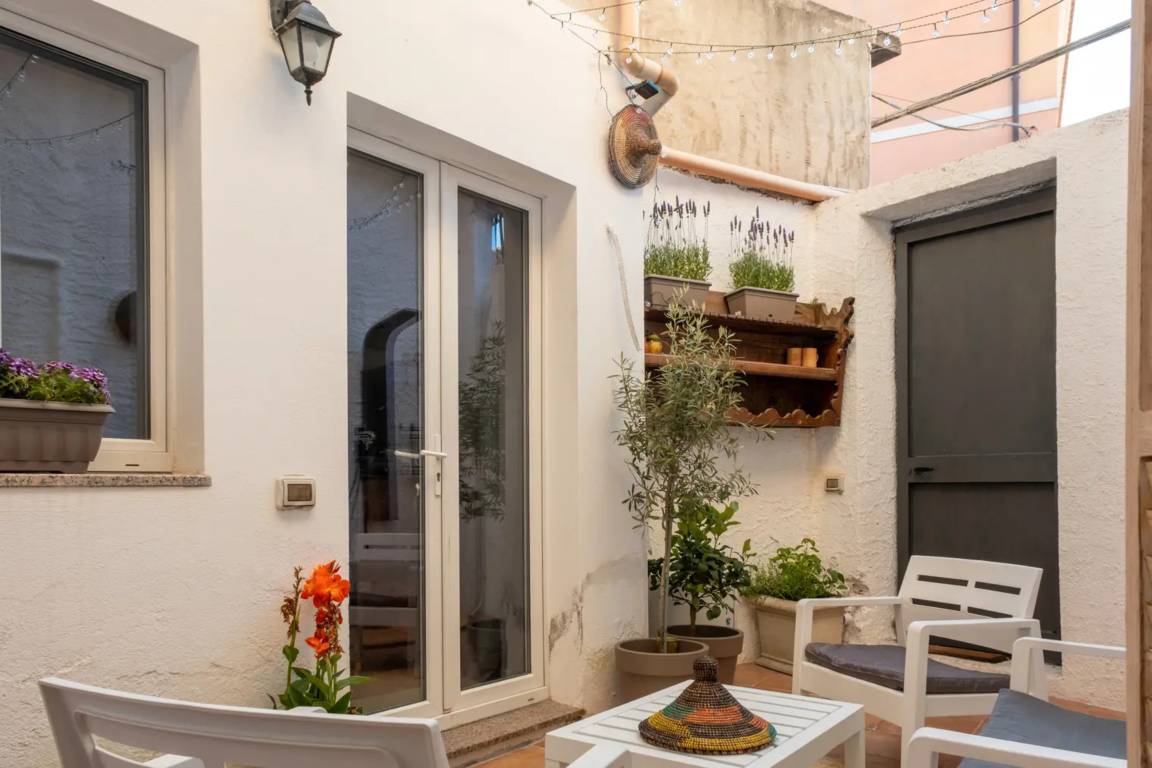 124 M² Ferienhaus ∙ 2 Schlafzimmer ∙ 5 Gäste - Teulada