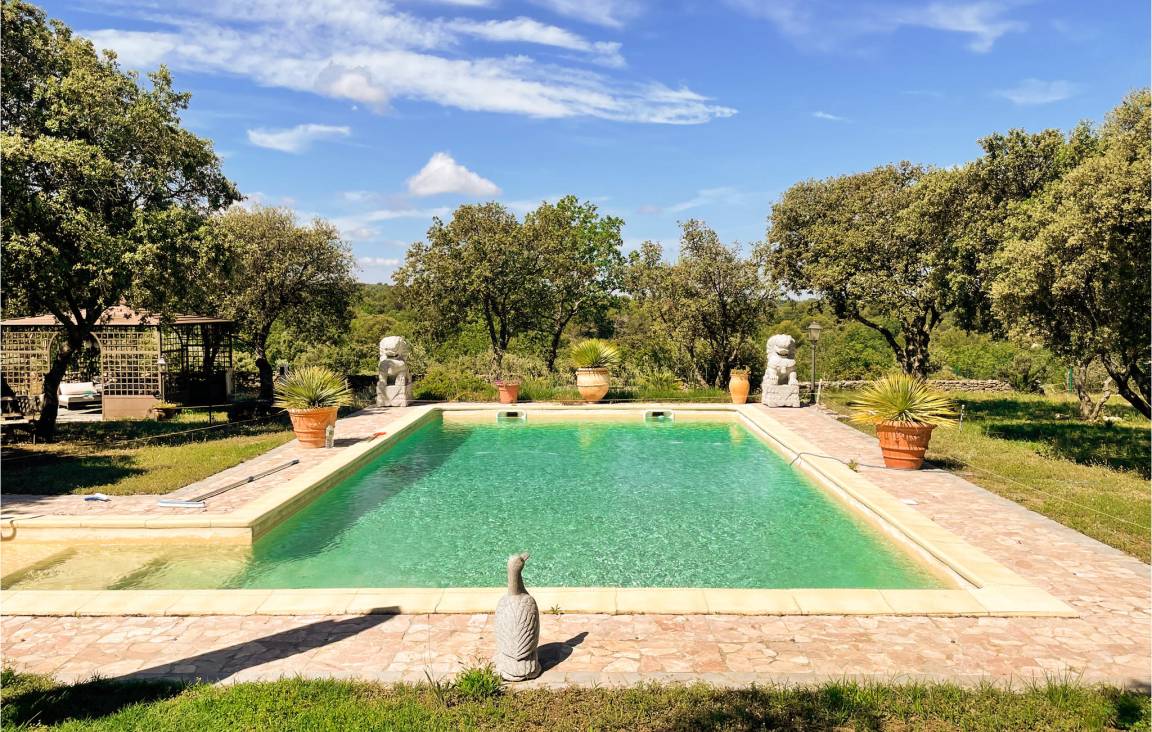 320 M² Maison De Vacances ∙ 4 Chambres ∙ 6 Personnes - L'Isle-sur-la-Sorgue