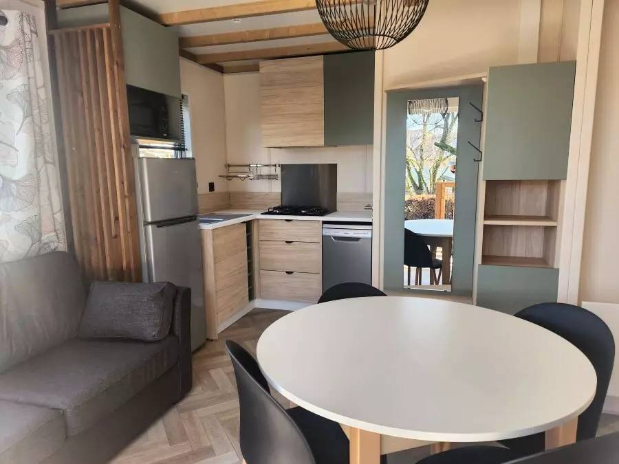 26 M² Chalet ∙ 2 Bedrooms ∙ 4 Guests - Lac de Chalain