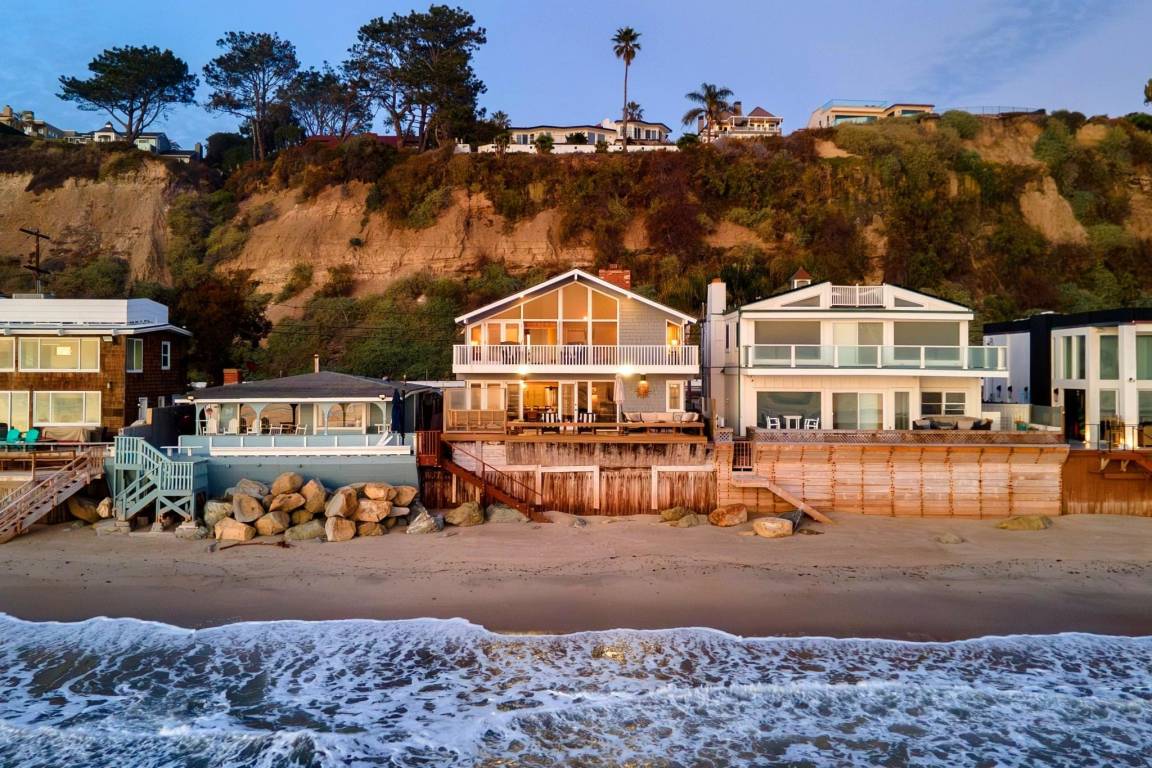 208 M² House ∙ 4 Bedrooms ∙ 10 Guests - Avenida Estacion, CA