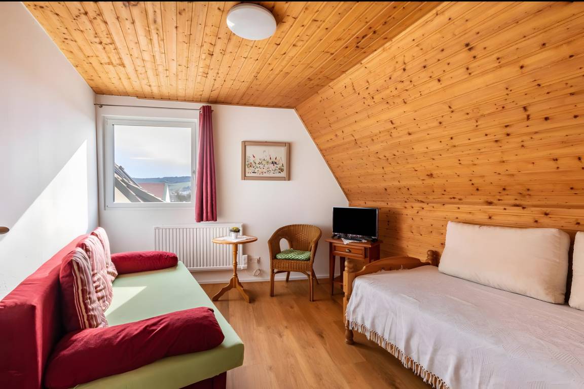 50 M² Apartment ∙ 2 Bedrooms ∙ 7 Guests - Esslingen