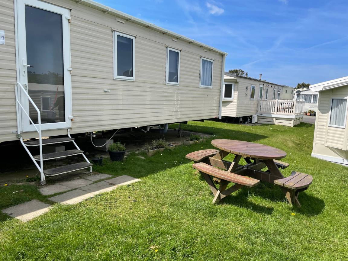 90 M² Lodge ∙ 2 Bedrooms ∙ 6 Guests - Newquay
