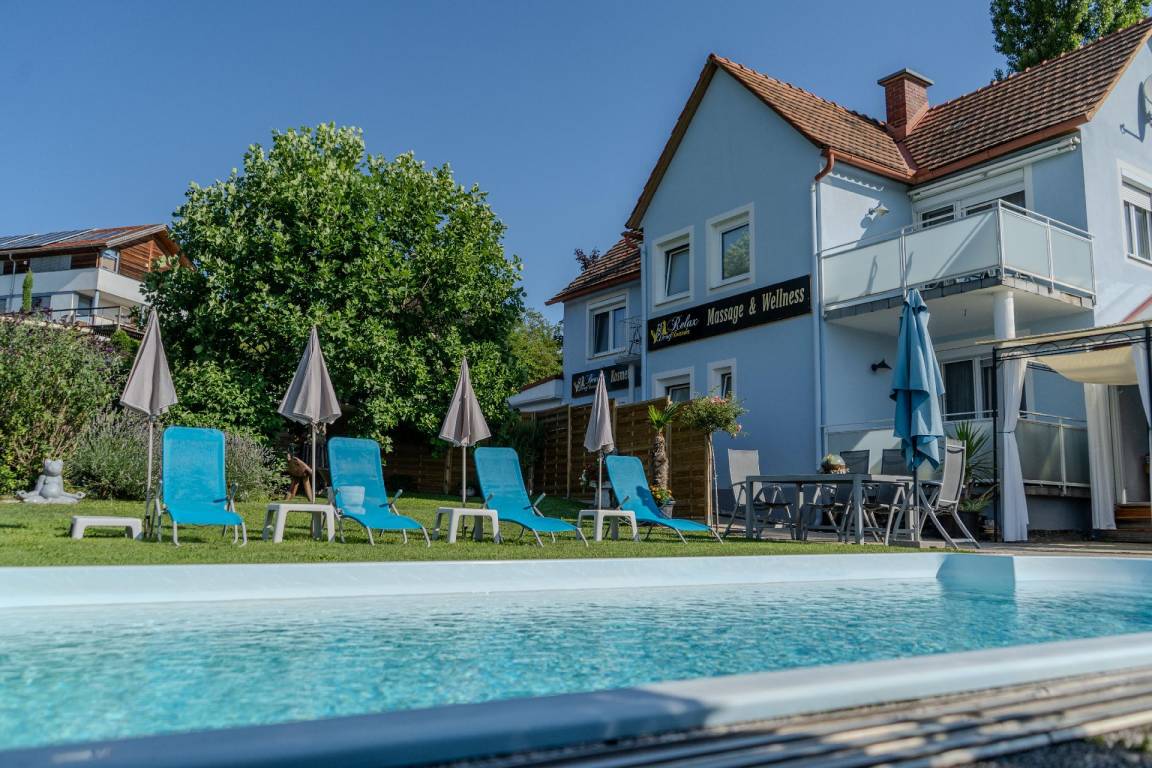70 M² Ferienhaus ∙ 2 Schlafzimmer ∙ 4 Gäste - Bad Gleichenberg