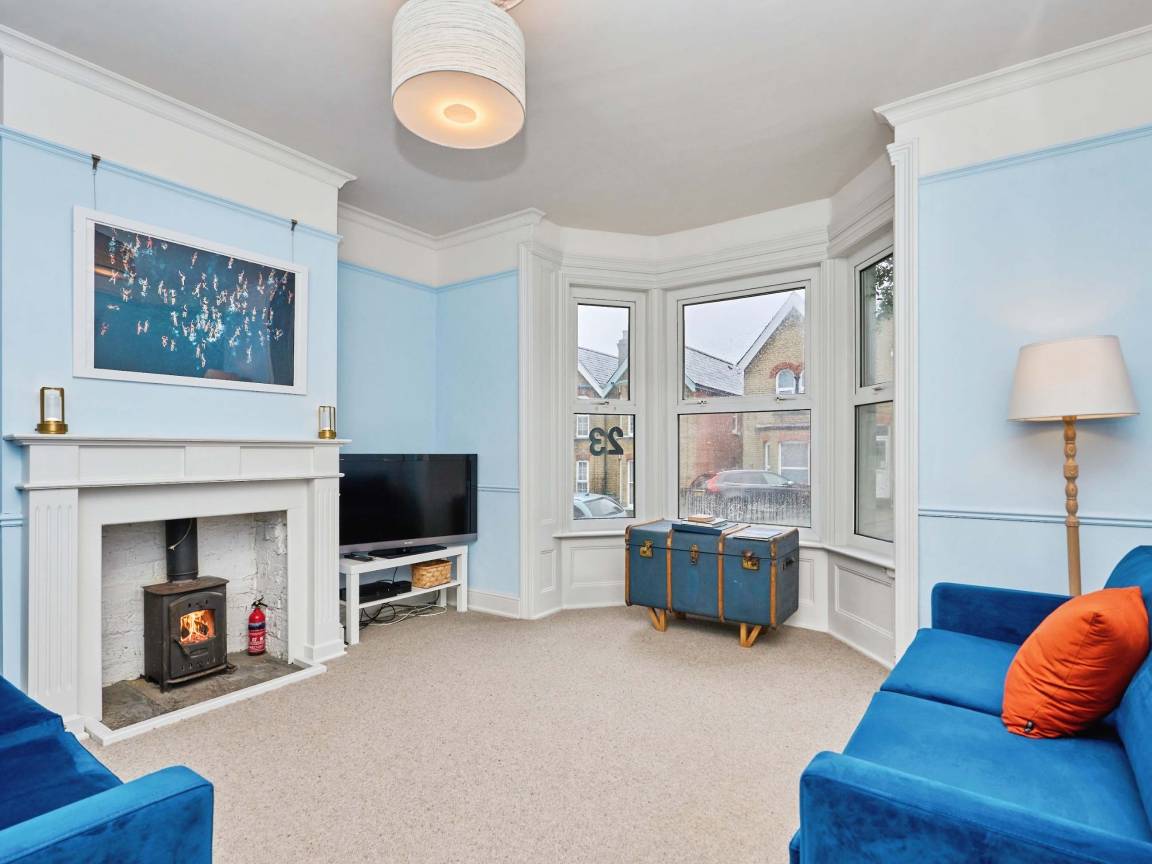 Cottage ∙ 3 Bedrooms ∙ 6 Guests - Fareham