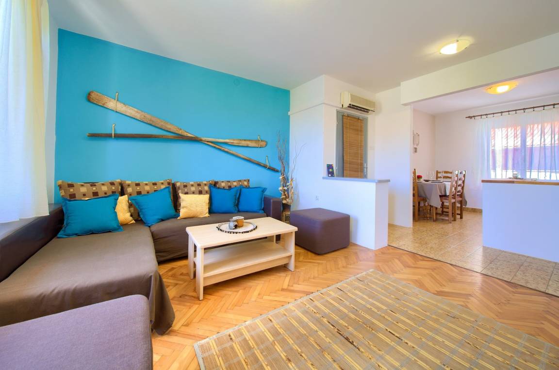 55 M² Apartment ∙ 2 Bedrooms ∙ 5 Guests - Krk
