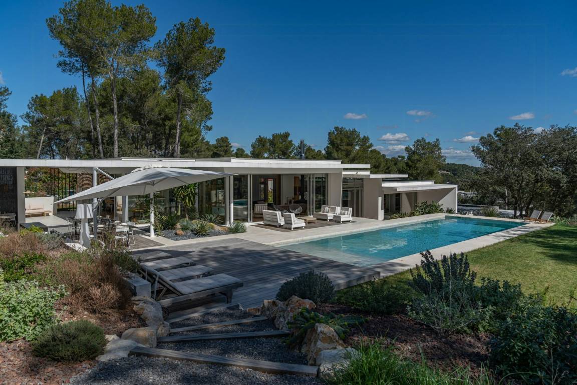 380 M² House ∙ 4 Bedrooms ∙ 8 Guests - Montpellier
