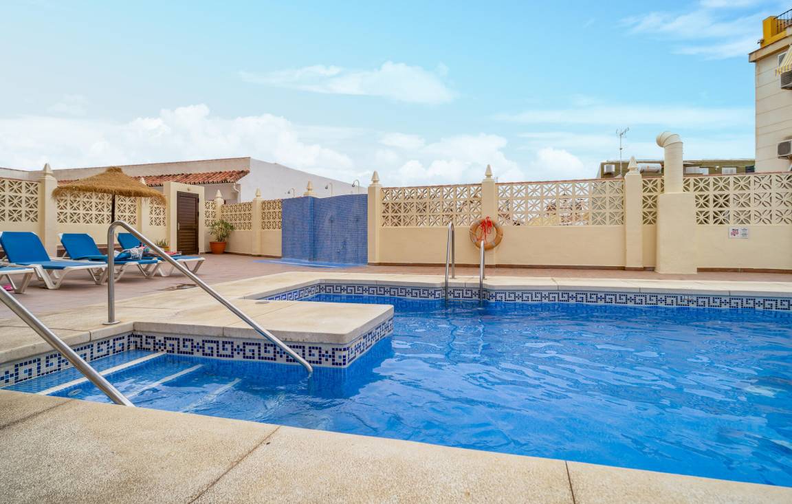 125 M² Apartment ∙ 3 Bedrooms ∙ 6 Guests - Fuengirola