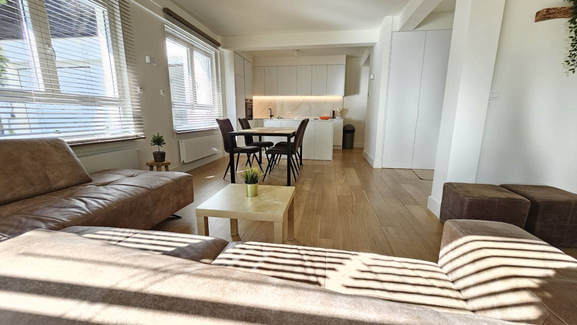 154 M² Ferienwohnung ∙ 2 Schlafzimmer ∙ 2 Gäste - Bornem