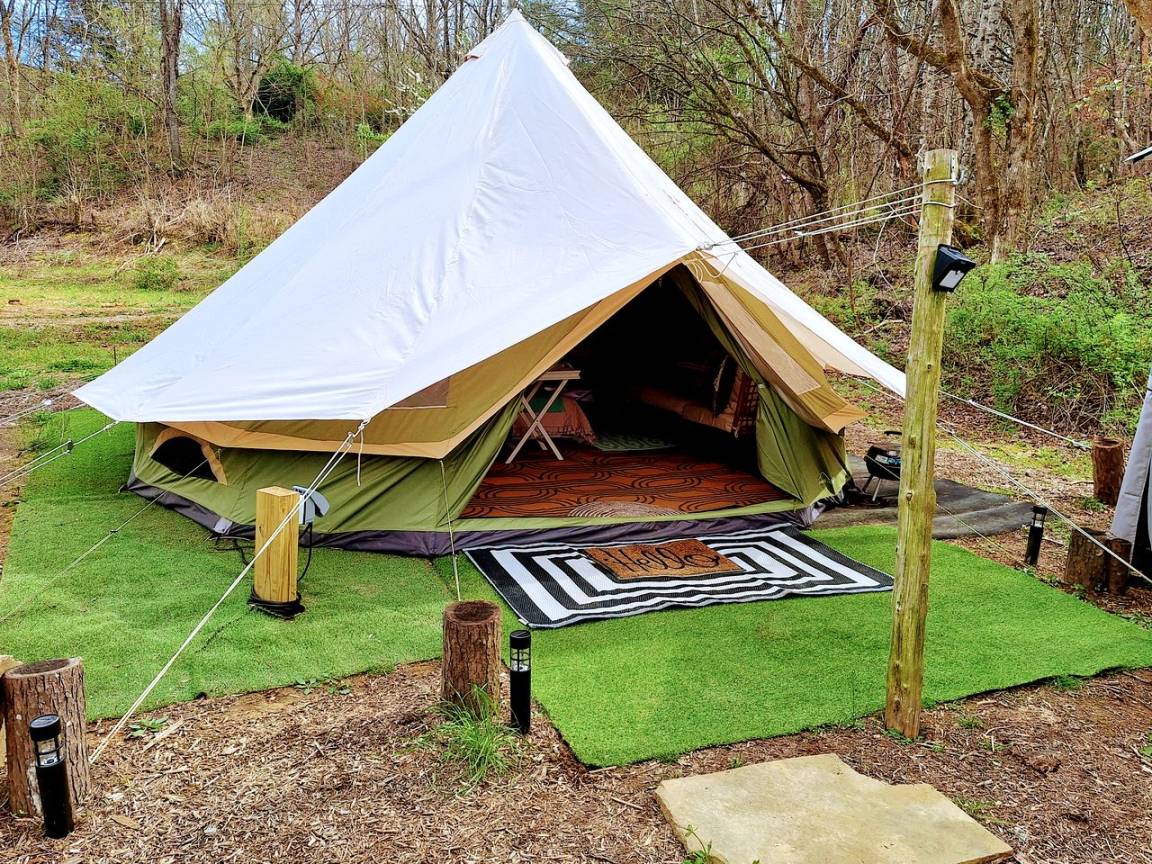 Camping ∙ 1 Chambre ∙ 2 Personnes - Cosby, TN