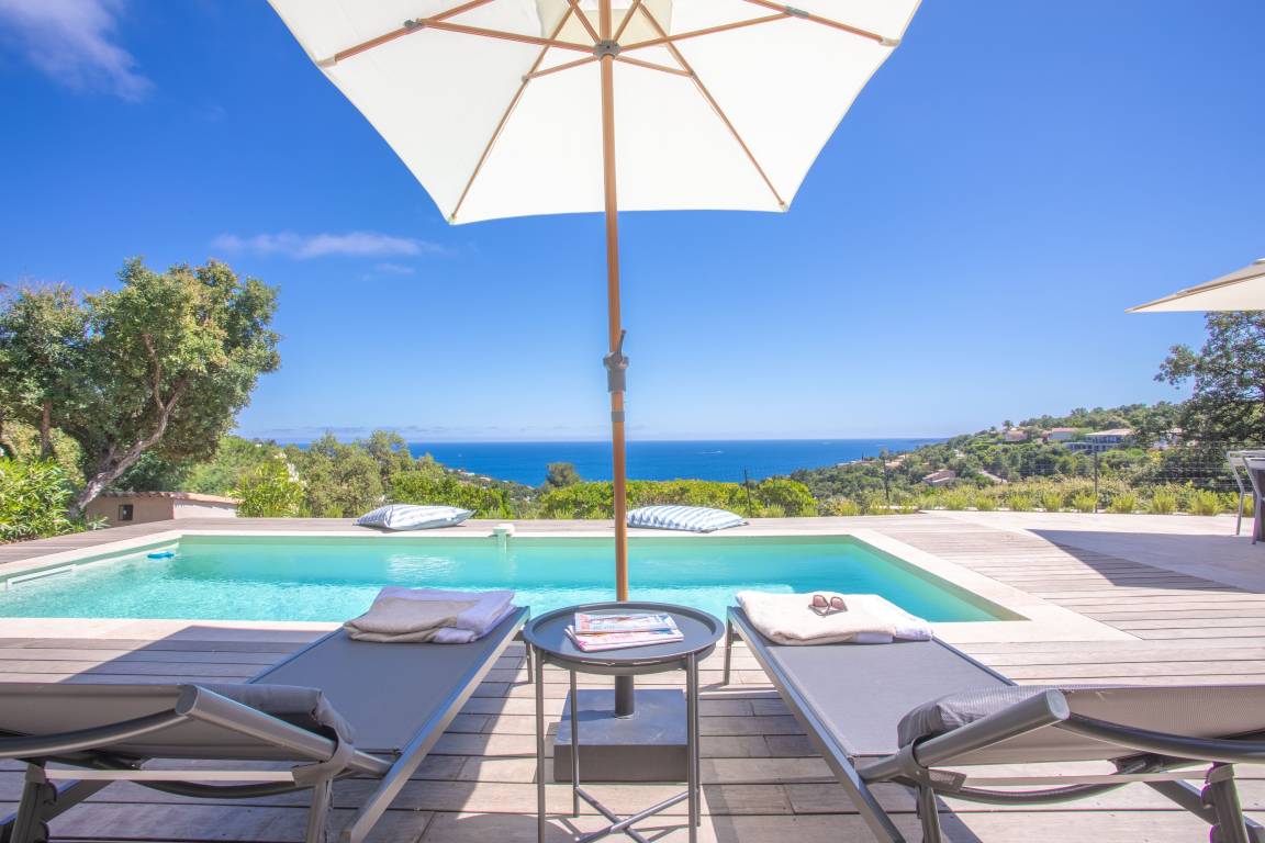 150 M² Villa ∙ 4 Habitaciones ∙ 8 Huéspedes - Saint-Aygulf