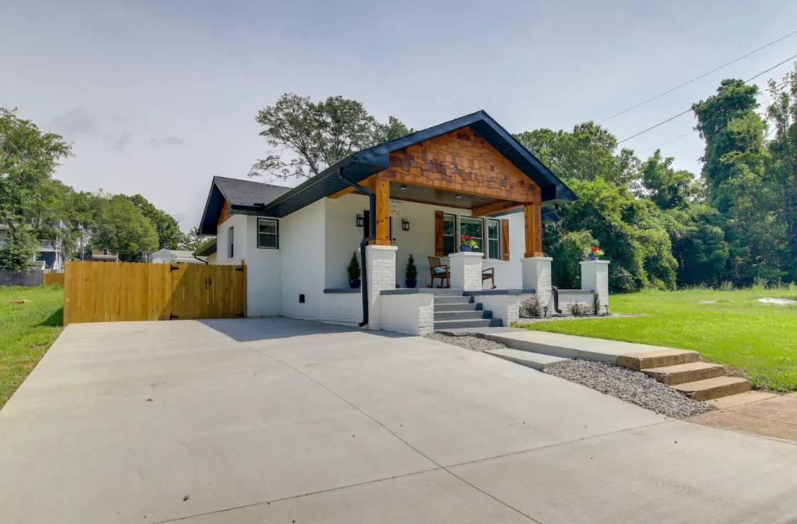 149 M² House ∙ 3 Bedrooms ∙ 7 Guests - Jackson, TN