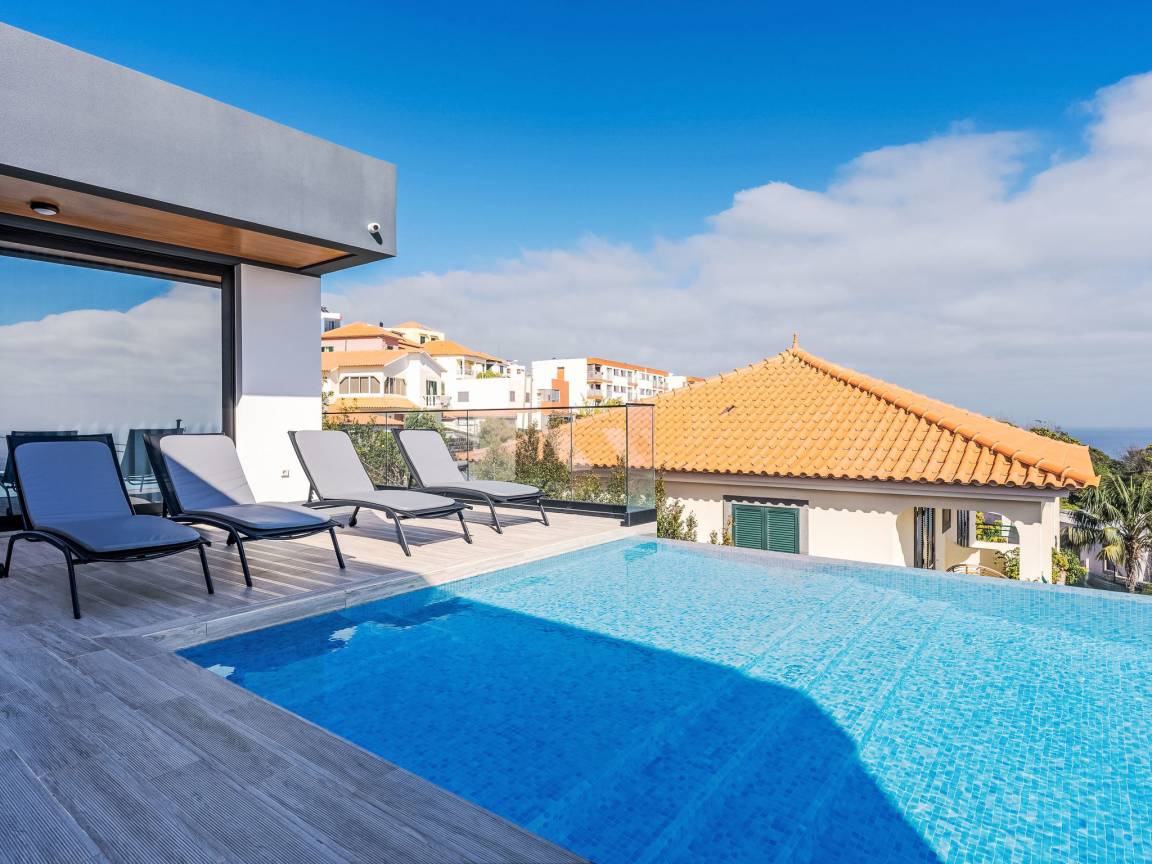 270 M² Maison De Vacances ∙ 3 Chambres ∙ 6 Personnes - Machico