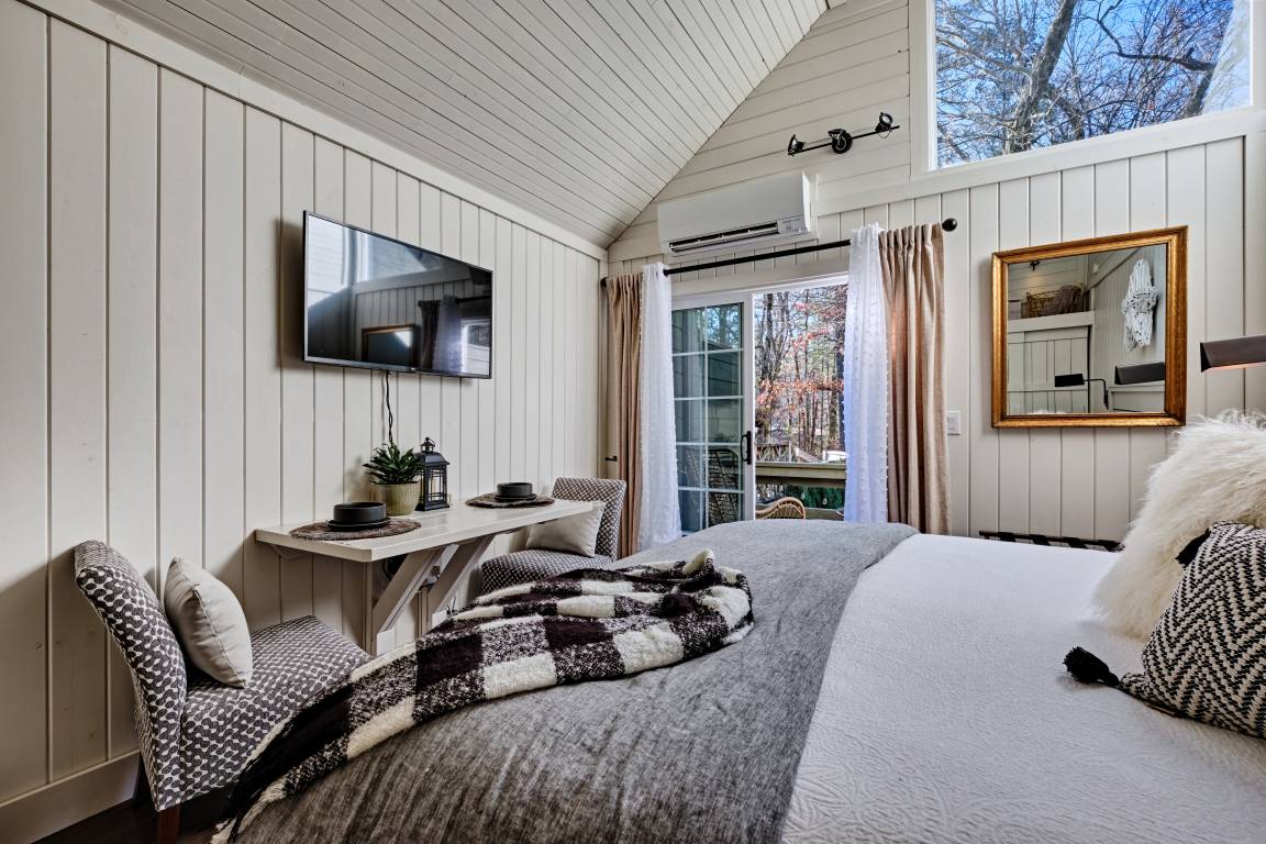 House ∙ 1 Bedroom ∙ 2 Guests - Cashiers, NC