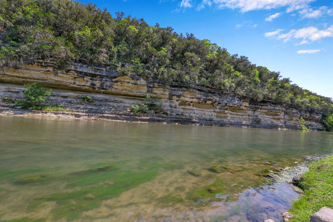 130 M² Condo ∙ 2 Bedrooms ∙ 6 Guests - Canyon Lake, TX