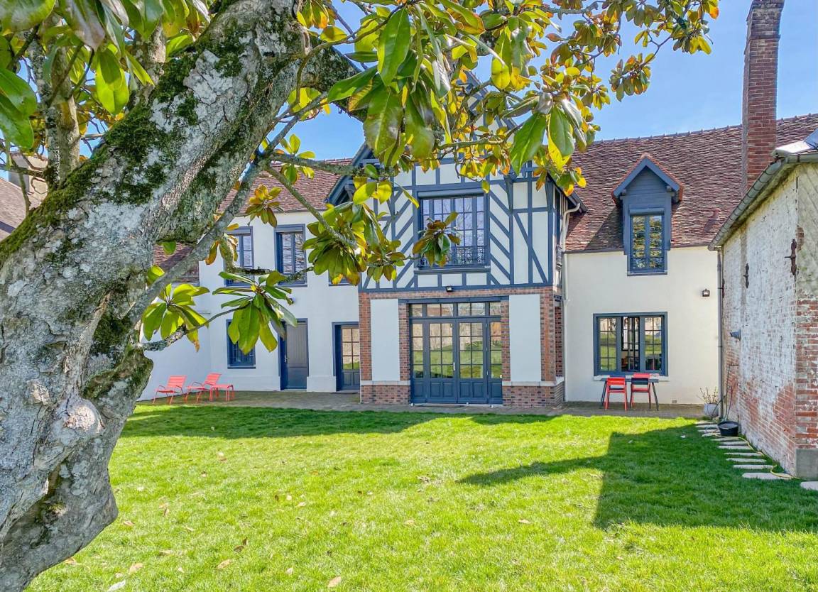 160 M² Gîte ∙ 4 Chambres ∙ 7 Personnes - Aube