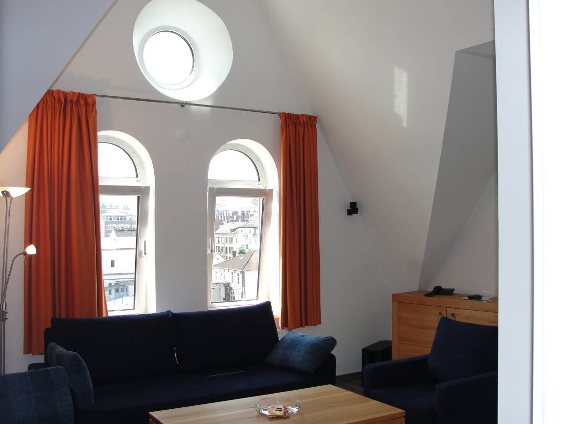 100 M² Ferienwohnung ∙ 2 Schlafzimmer ∙ 4 Gäste - Kiel