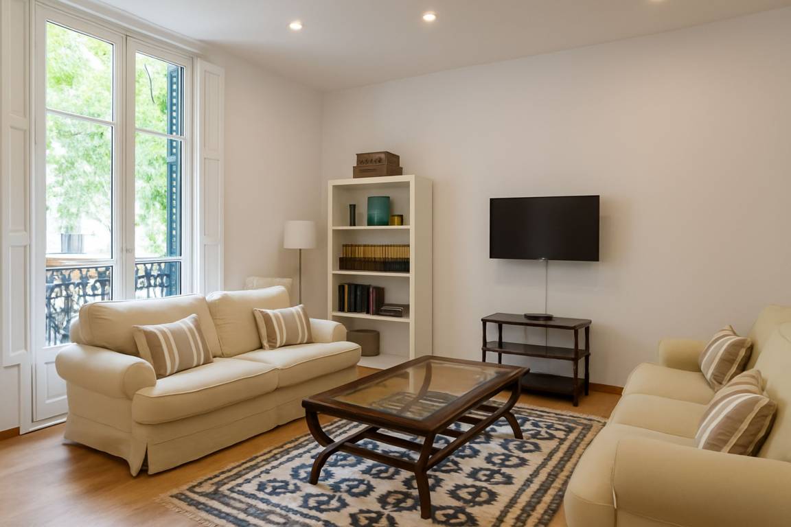 89 M² Apartment ∙ 2 Bedrooms ∙ 6 Guests - Barcelona