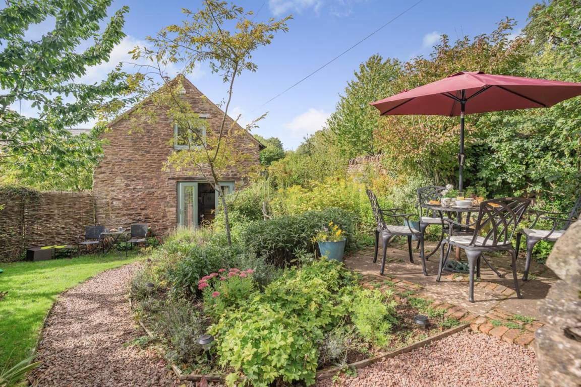 Cottage ∙ 2 Bedrooms ∙ 4 Guests - Monmouthshire