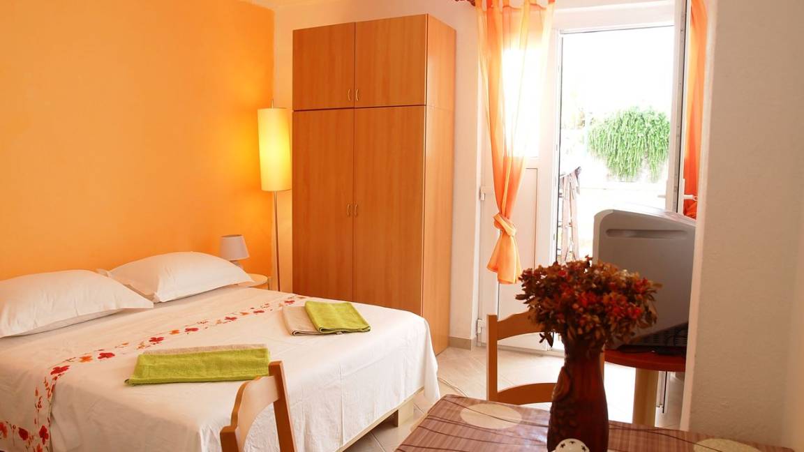 25 M² Hotel ∙ 1 Bedroom ∙ 3 Guests - Podgora