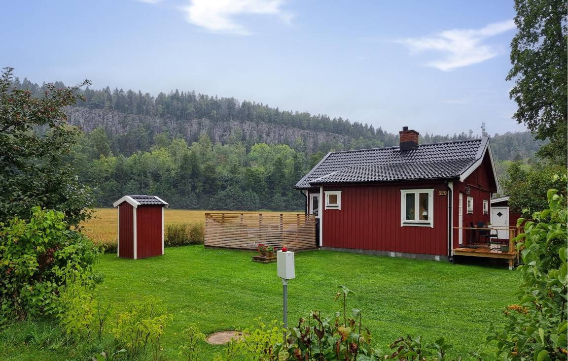48 M² House ∙ 2 Bedrooms ∙ 6 Guests - Vänersborg