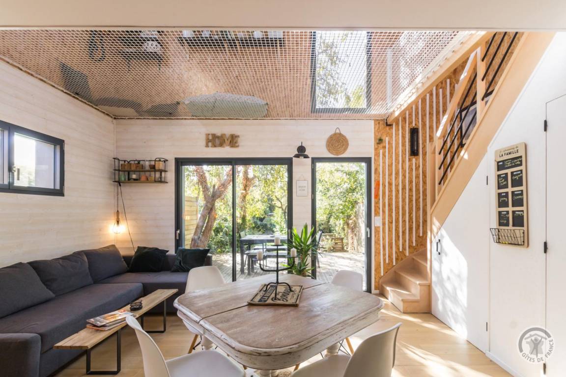 79 M² Gîte ∙ 3 Chambres ∙ 4 Personnes - Jullouville