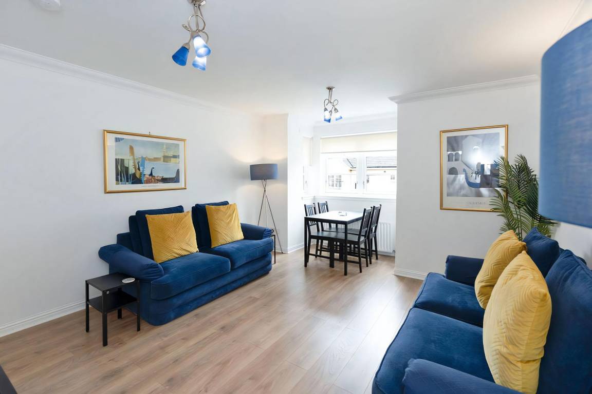 110 M² Ferienwohnung ∙ 2 Schlafzimmer ∙ 4 Gäste - Edinburgh