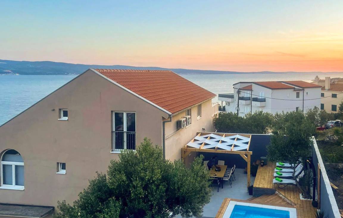 105 M² Ferienhaus ∙ 3 Schlafzimmer ∙ 8 Gäste - Omiš