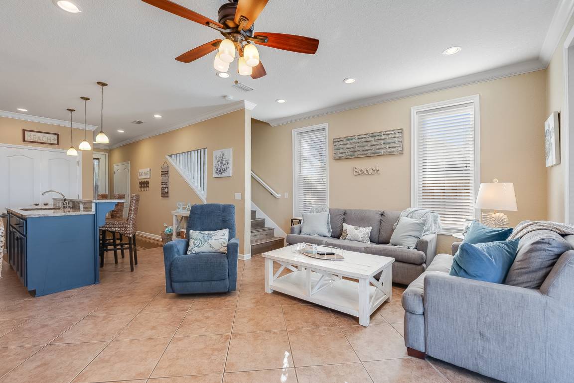 House ∙ 4 Bedrooms ∙ 14 Guests - Laguna Beach, FL