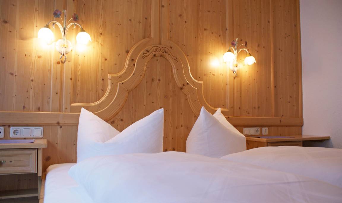 45 M² Ferienwohnung ∙ 1 Schlafzimmer ∙ 4 Gäste - Pettneu am Arlberg