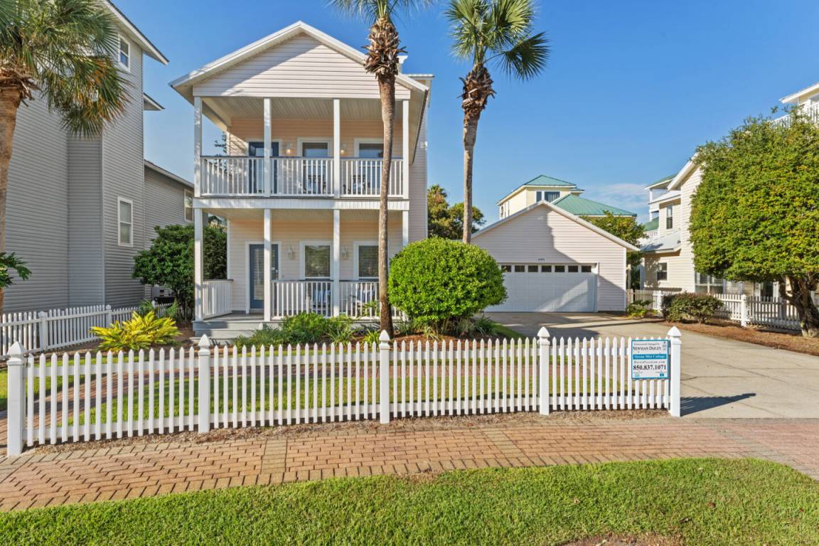 House ∙ 3 Bedrooms ∙ 10 Guests - Destin, FL