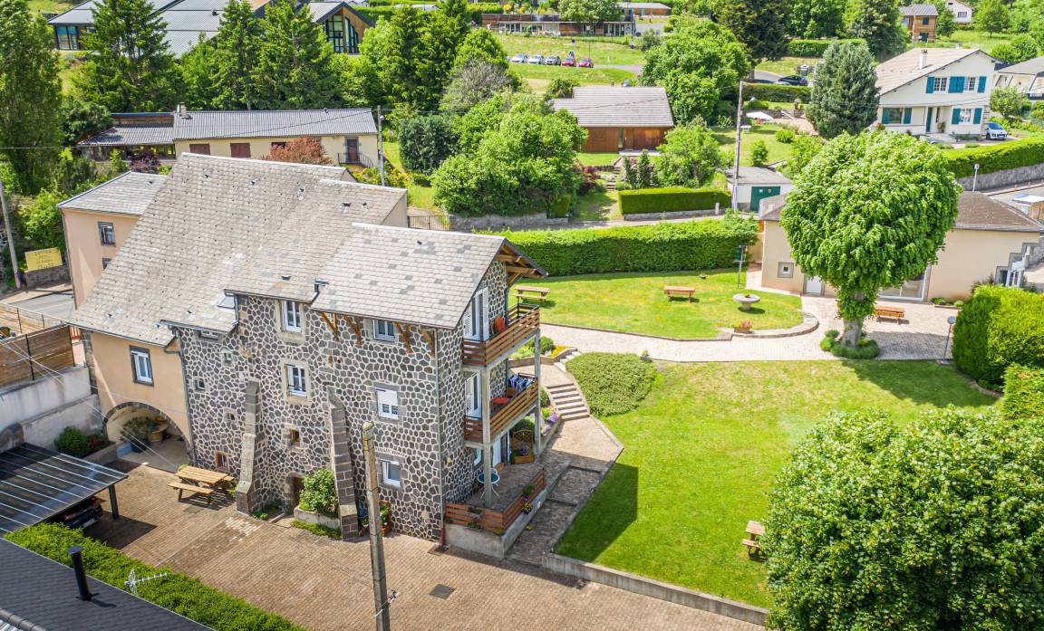 35 M² Appartement ∙ 2 Chambres ∙ 4 Personnes - Aydat