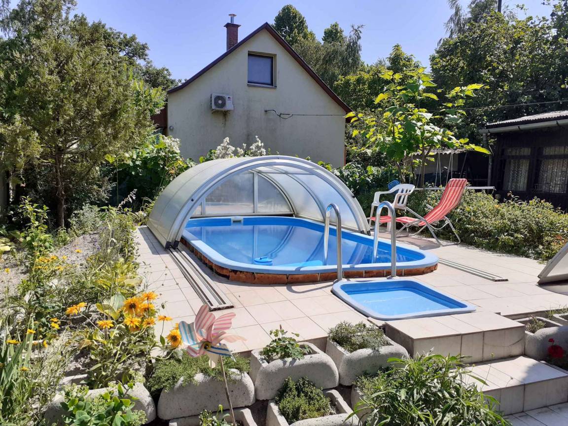 130 M² Ferienhaus ∙ 4 Schlafzimmer ∙ 9 Gäste - Szigliget