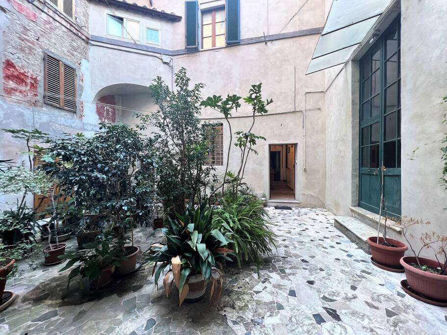 80 M² Apartamento ∙ 2 Habitaciones ∙ 4 Huéspedes - Siena
