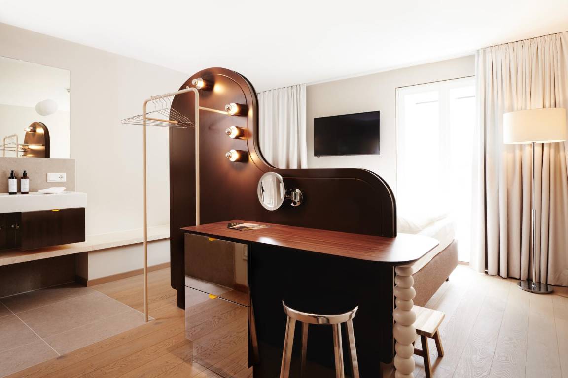21 M² Hotelli ∙ 1 Makuuhuone ∙ 3 Vierasta - Salzburg