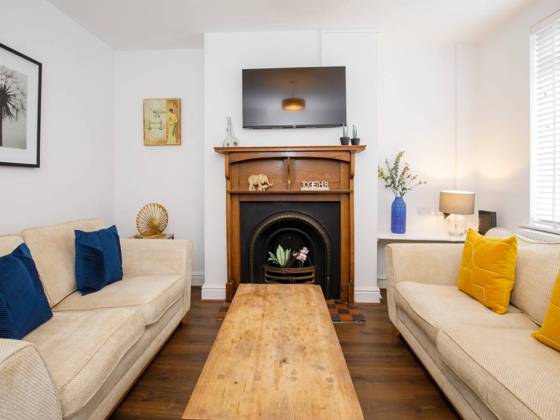 Cottage ∙ 2 Bedrooms ∙ 4 Guests - York