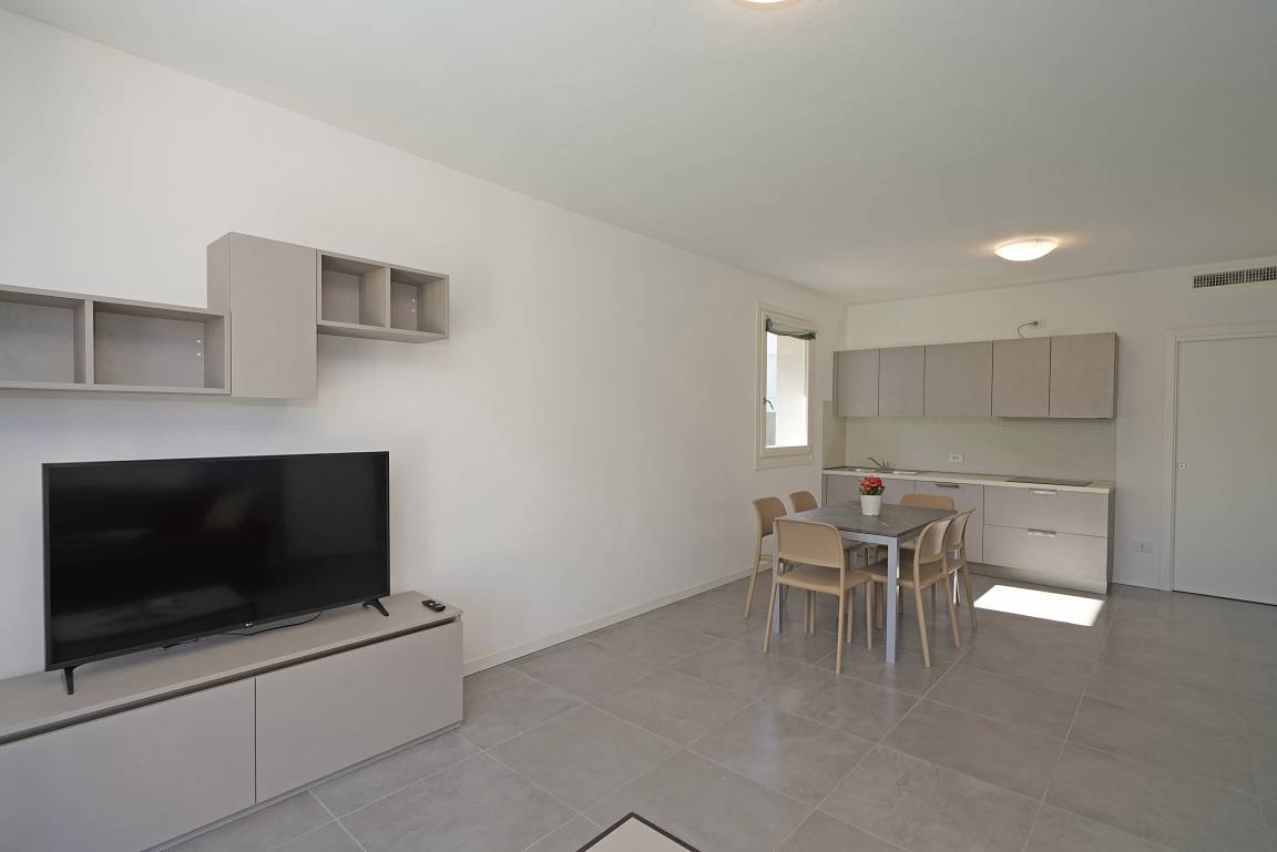 200 M² Villa ∙ 3 Bedrooms ∙ 8 Guests - Sirmione