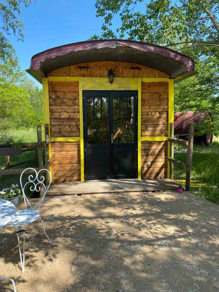 18 M² Camping ∙ 3 Personnes - Digoin