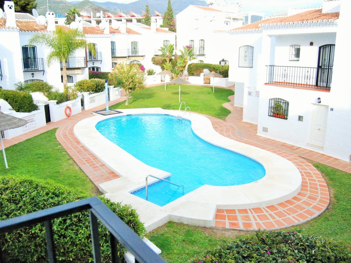 80 M² Villa ∙ 2 Bedrooms ∙ 4 Guests - Nerja