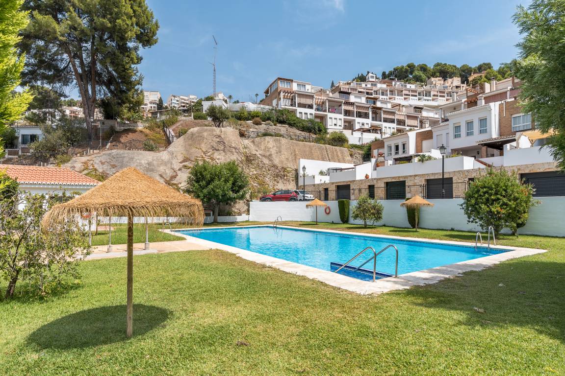 140 M² Casa ∙ 3 Habitaciones ∙ 7 Huéspedes - Almuñécar