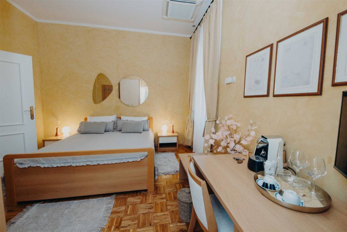 18 M² Private Room ∙ 1 Bedroom ∙ 2 Guests - Rovinj