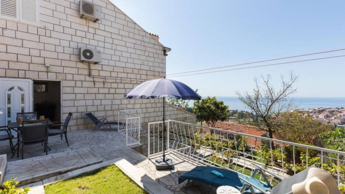 75 M² Apartment ∙ 2 Bedrooms ∙ 4 Guests - Dubrovnik