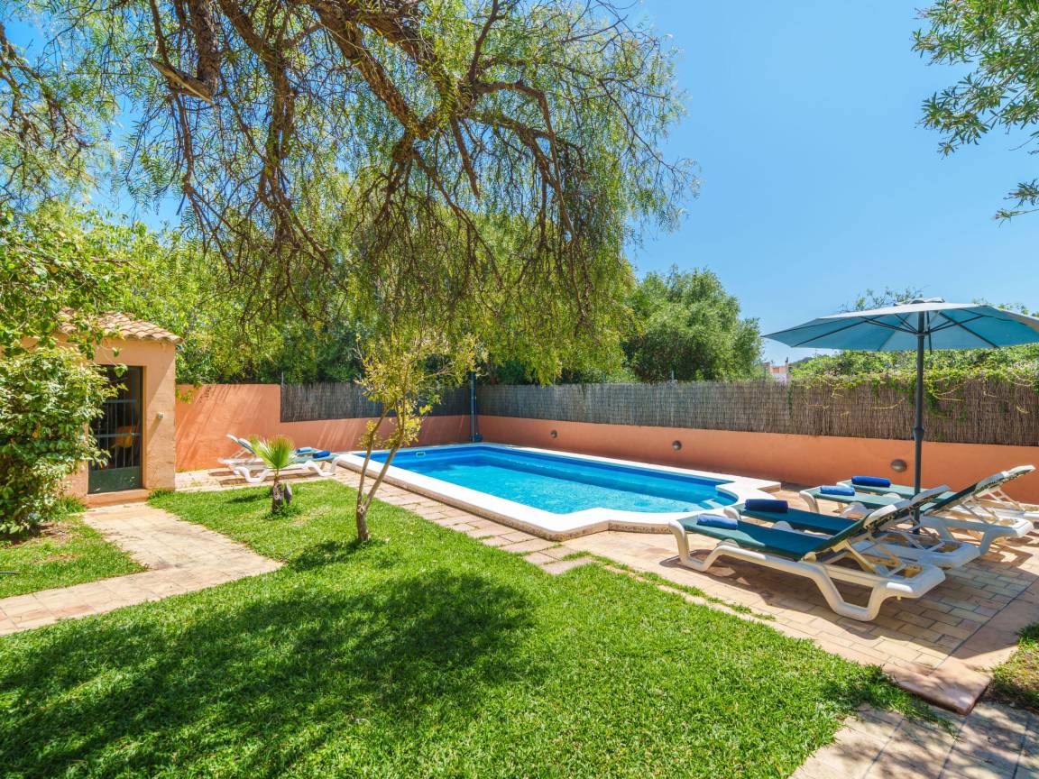 110 M² House ∙ 1 Bedroom ∙ 6 Guests - Canyamel