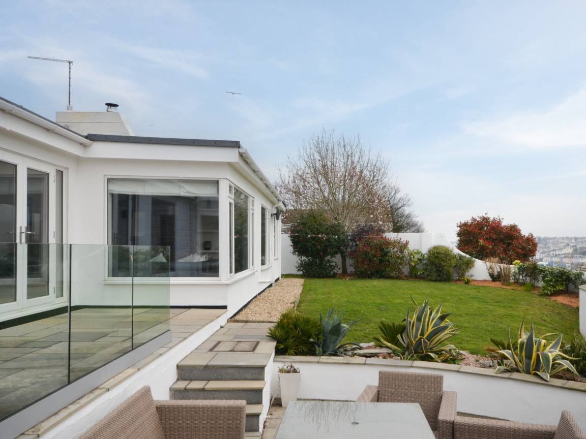 Cottage ∙ 4 Bedrooms ∙ 8 Guests - Totnes