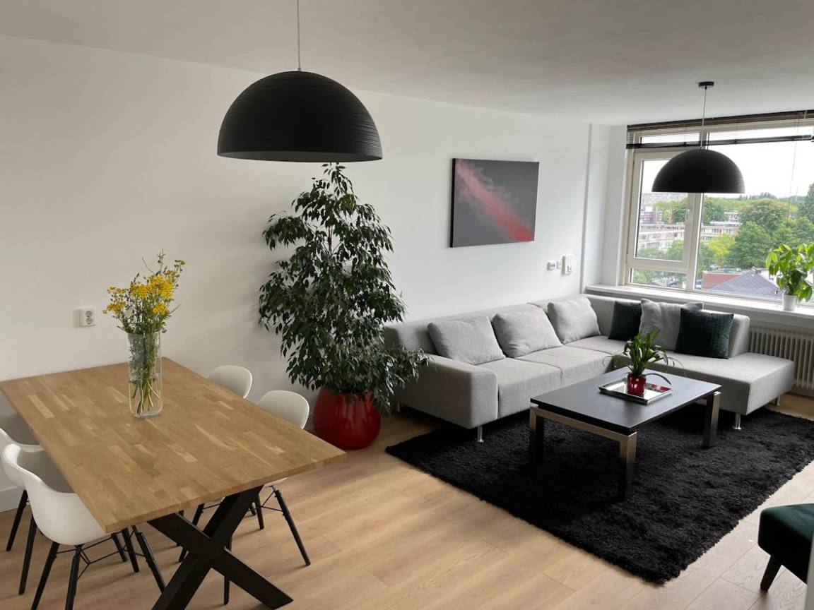85 M² Apartment ∙ 2 Bedrooms ∙ 2 Guests - Rotterdam