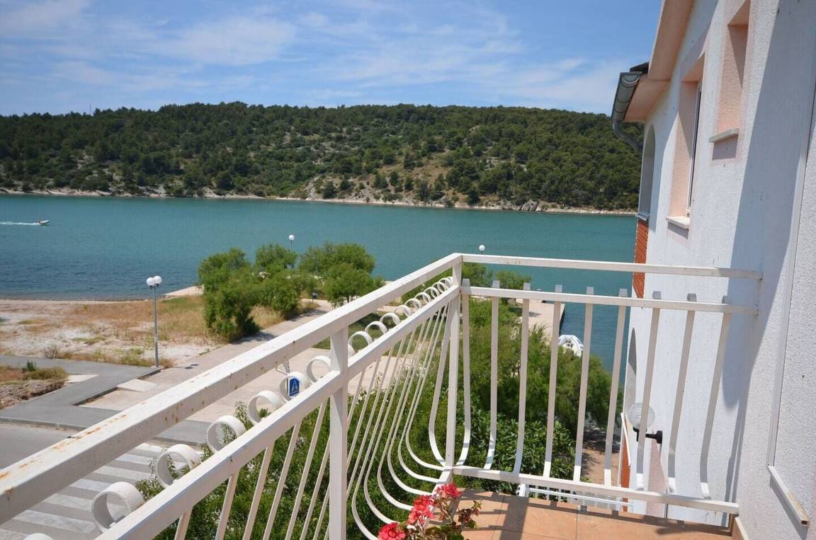 45 M² Apartment ∙ 1 Bedroom ∙ 4 Guests - Brodarica